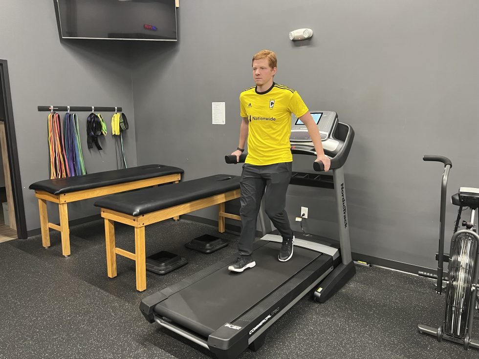 Backwards Walking For Knee Pain - Central Ohio Spine and Joint